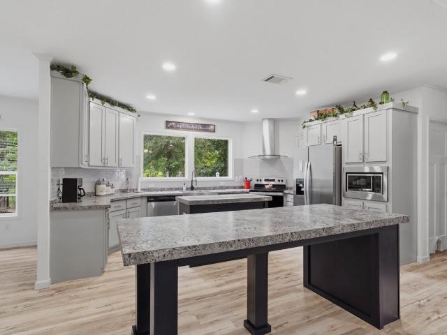 411 County Road 67632