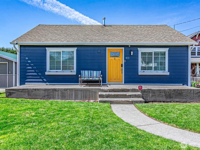 411 Corrin Avenue SE