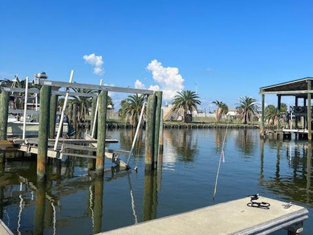 411 Admiral Craik Dr, Unit 17, Grand Isle, LA 70358 | MLS #23011