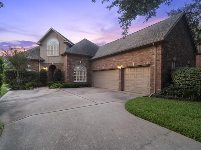 411 Brook Shore Ct, Sugar Land, TX 77478