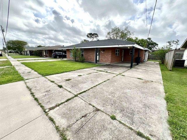 411 Buquet St, Houma, LA 70360