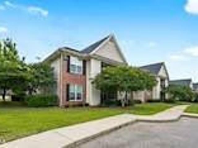 411 Gallery Dr Unit 203, Spring Lake, NC 28390