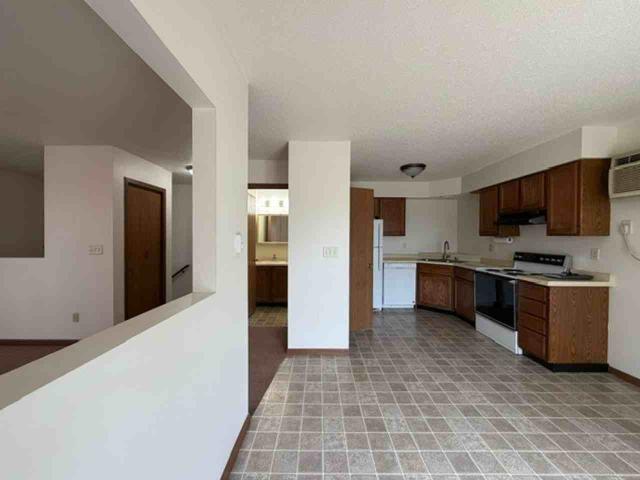 411 Germania 2 Bedroom Apartment for Rent at 411 Germania St, Eau Claire, WI 54703 North Side Hill