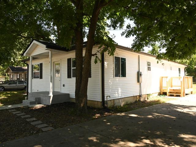 411 Glenn St