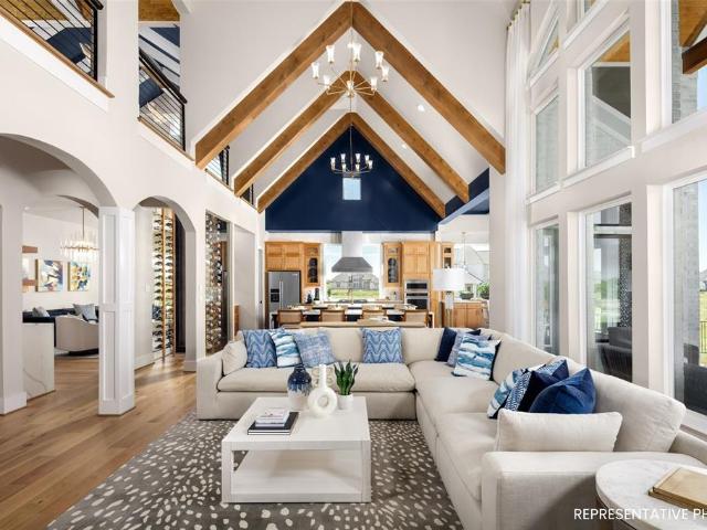 411 Double Eagle Court