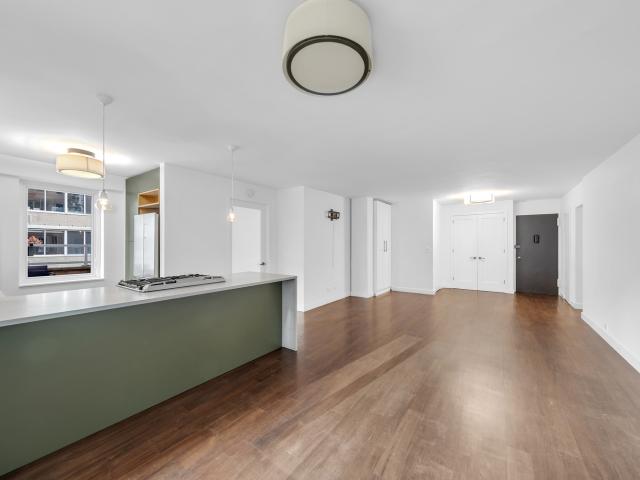 411 E 53RD Street 14B