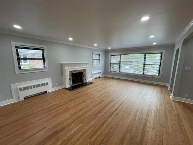 411 E Walnut Street, Lower, Long Beach, NY 11561