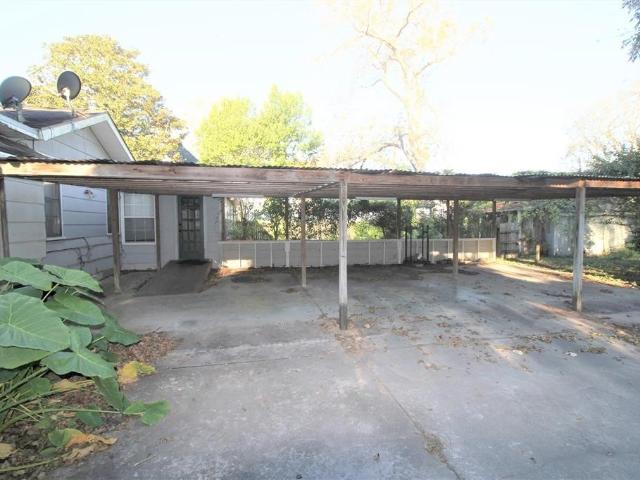 411 E Alabama Street