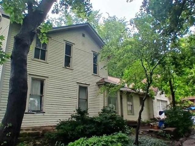 411 E Main St, West Branch, IA 52358