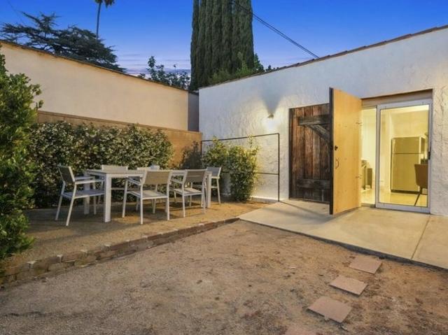 411 E Randolph St, Glendale, CA 91207