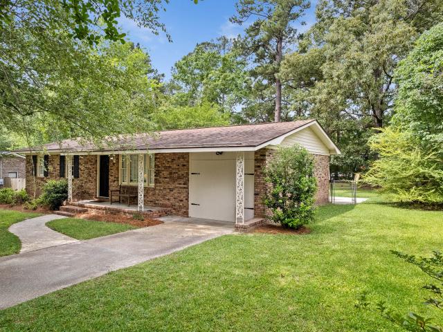 411 Forest Circle