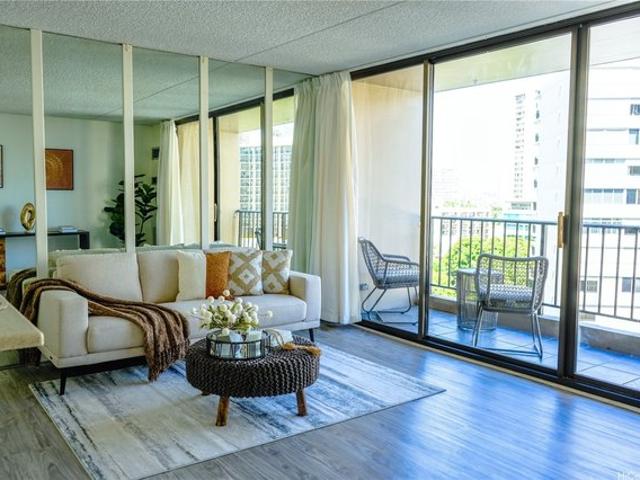 411 Hobron Ln Apt 903, Honolulu, HI 96815