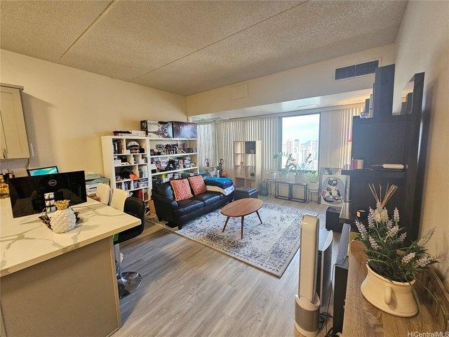 411 Hobron Ln Apt 3907, Honolulu, HI 96815