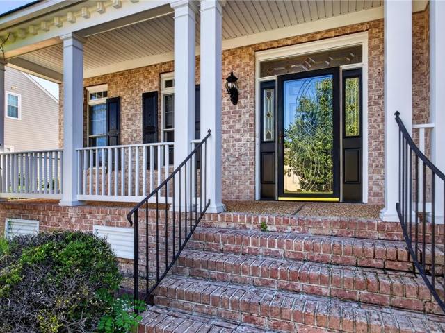 411 Honeysuckle LN