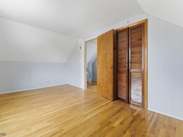411 Hory St, Roselle, NJ 07203