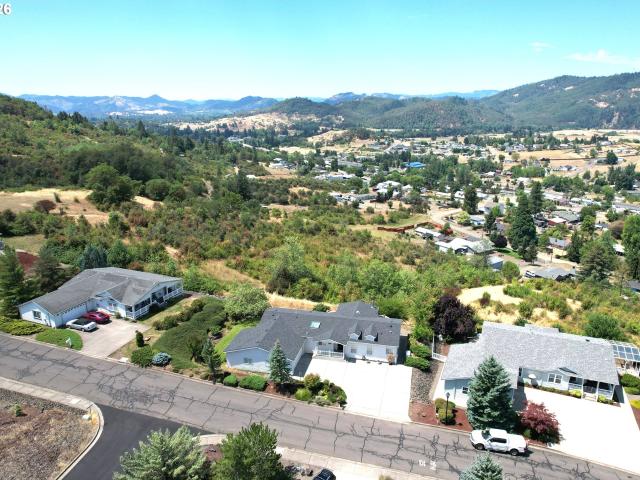 411 highland vista ln