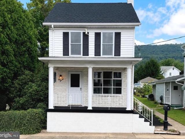 411 Julian St, Williamstown, PA 17098