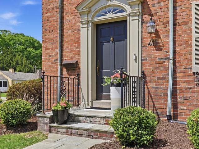 411 Osborne Lane