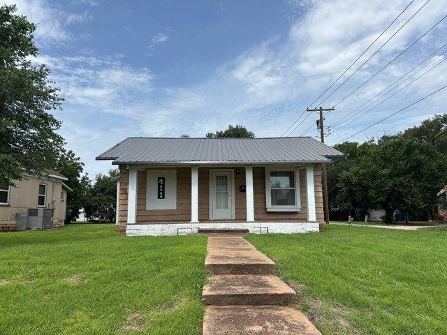 411 Logan St, Alva, OK 73717