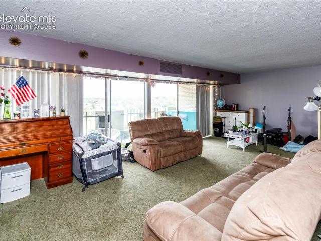 411 Lakewood Circle # A1005