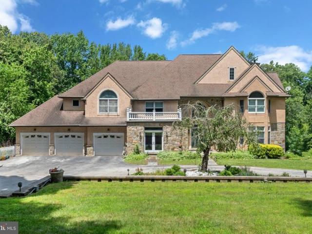 411 Marie Dr, Wallingford, PA 19086