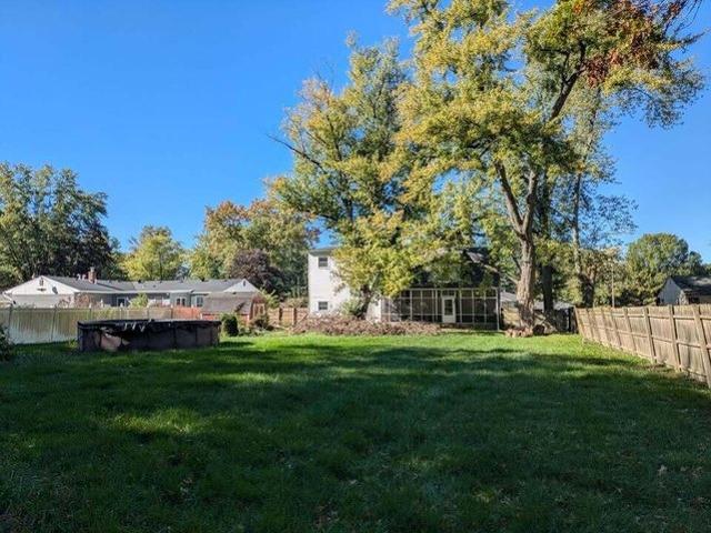 411 N Union St, Hobart, IN 46342