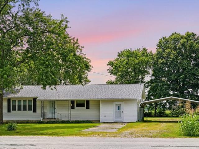411 N Walnut St, Fair Play, MO 65649