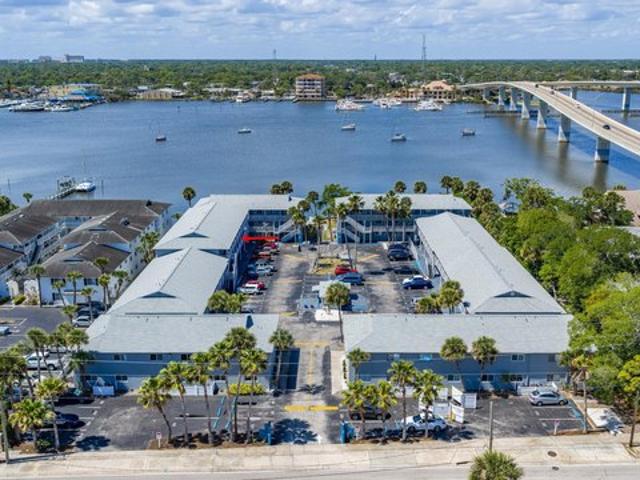 411 N Halifax Ave Apt 210, Daytona Beach, FL 32118