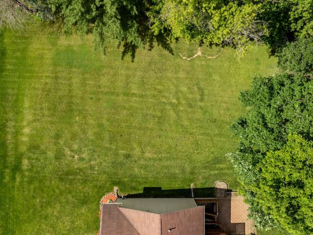 411 NE Staffordshire Drive SE