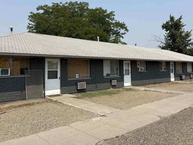 411 NW 1st St, Ontario, OR 97914