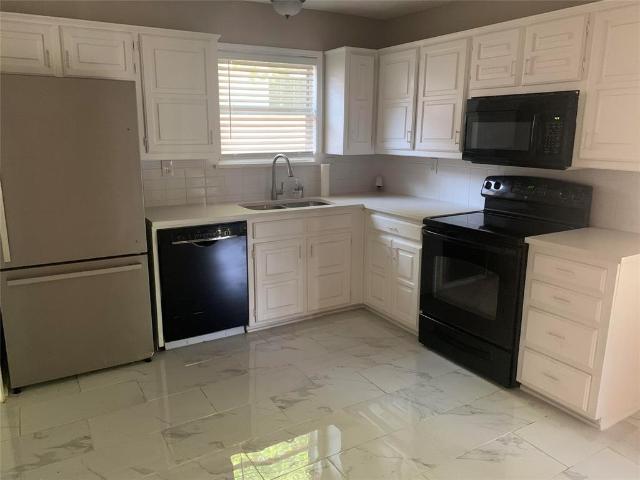 411 S Benge St, McKinney, TX 75069 | MLS #21160 | Compass