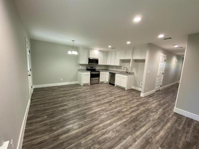 411 S Fannin Avenue # 411