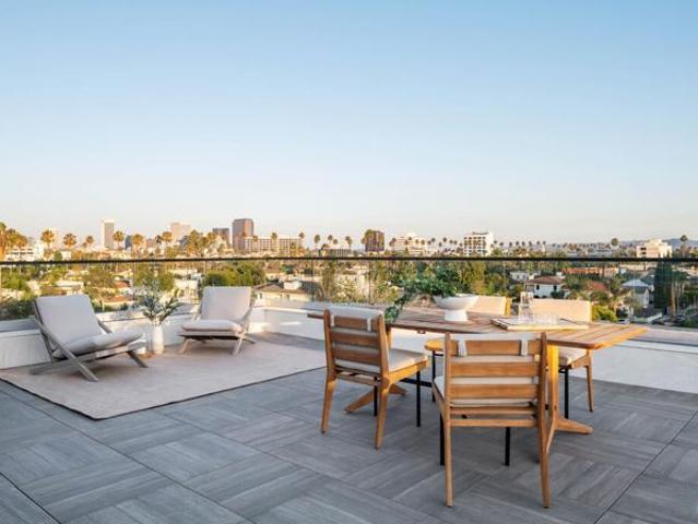 411 S Hamel Rd #406, Los Angeles, CA 90048