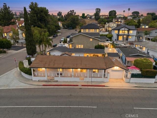 411 S Hewes St, Orange, CA 92869