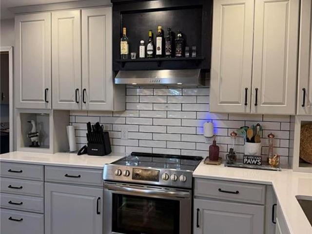 411 S Hillcrest Dr, Maysville, MO 64469 | MLS #2613