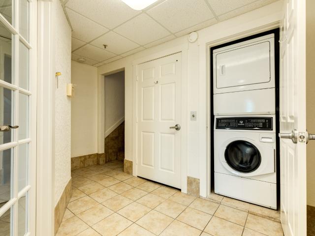 411 Sailfish Ln, Unit 101, Freeport, TX 77541 | MLS #61018