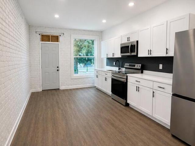 411 Saint Clair Avenue # 409
