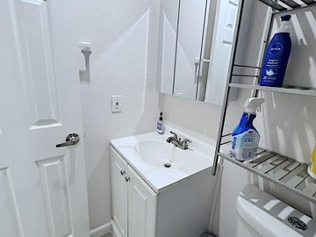 411 SE 4th St, Dania Beach, FL 33004