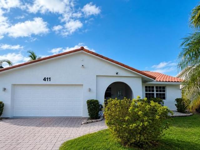 411 SE 4th St, Dania Beach, FL 33004