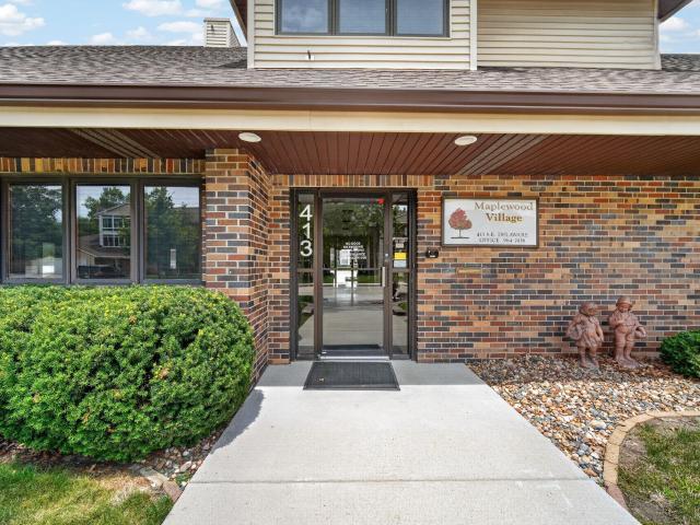 411 SE Delaware Avenue 310