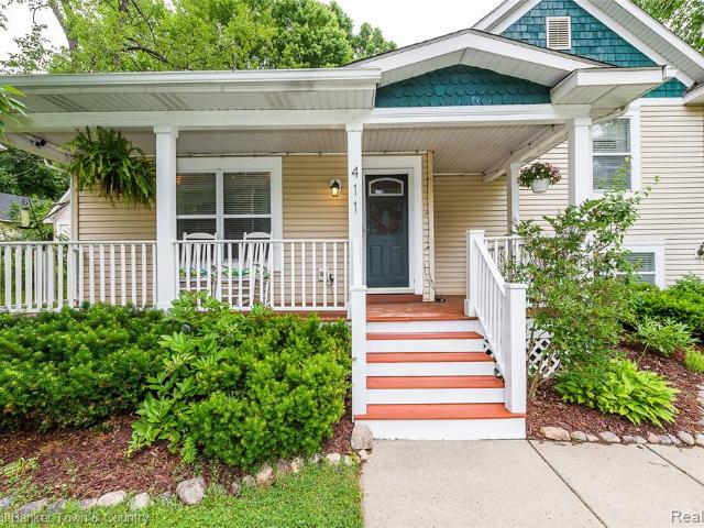 411 Springwell Lane