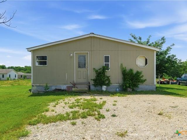 411 Summit Dr, Kyle, TX 78640