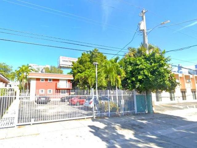 411 SW 9th St #4, Miami, FL 33130