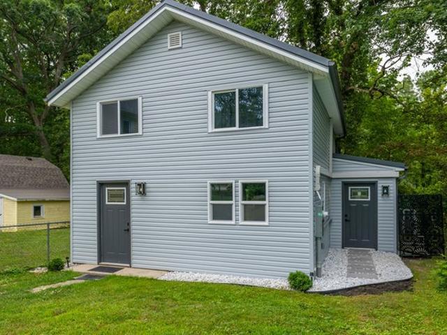 411 Paw Ave, Watervliet, MI 49098