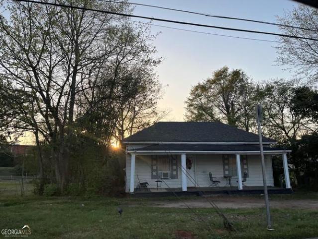 411 Palace St, Griffin, GA 30223