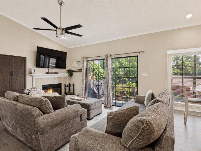 411 Pebble Way # 248