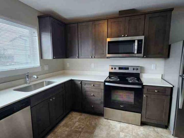 #411 PLYMOUTH APARTMENTS 2 Bedroom Apartment for Rent at 751 Plymouth Dr Ne, Keizer, OR 97303 Keizer