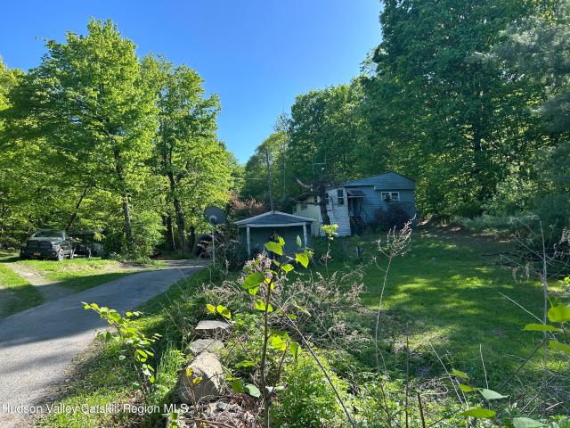 411 Plattekill Rd, Marlboro, NY 12542 | MLS #20251