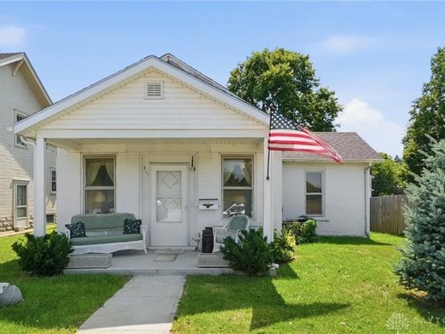 411 Riverside Dr, Piqua, OH 45356