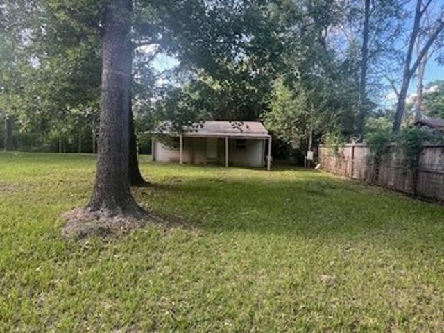 411 Richard St, Coldspring, TX 77331
